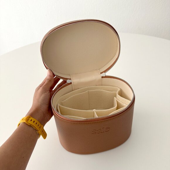 Saie | Bags | Never Used Saie Vanity Case | Poshmark